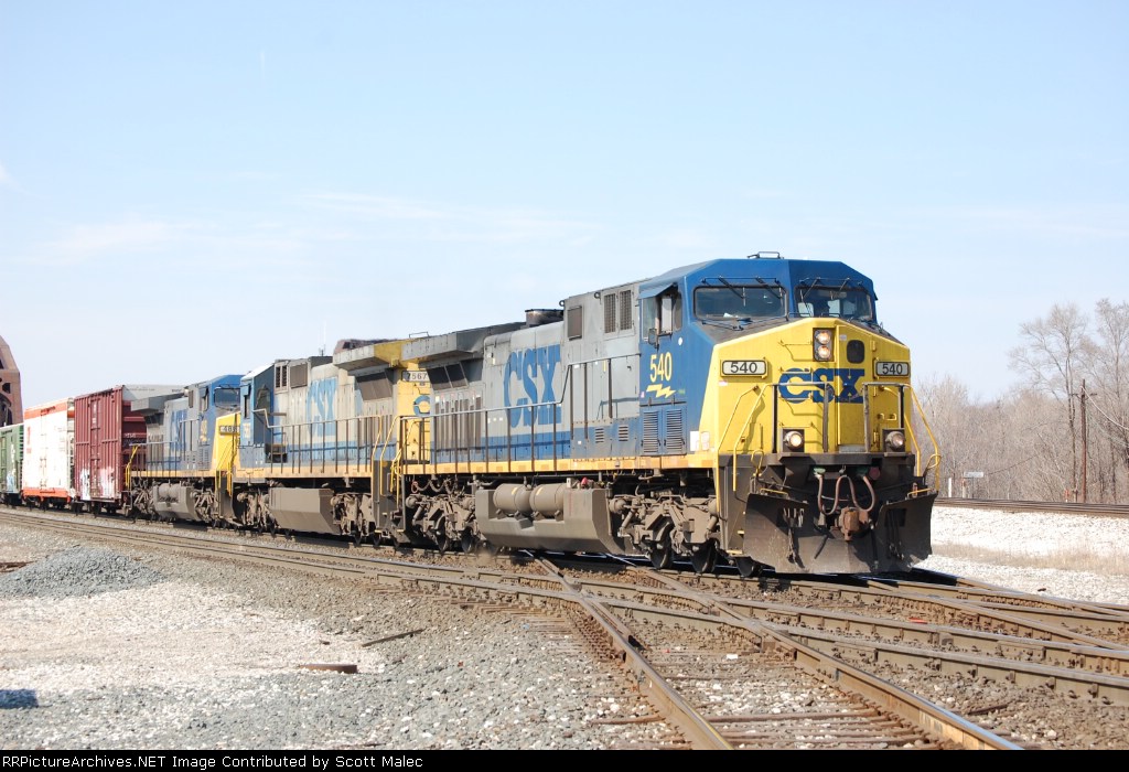 CSX 540, 7567 & 488